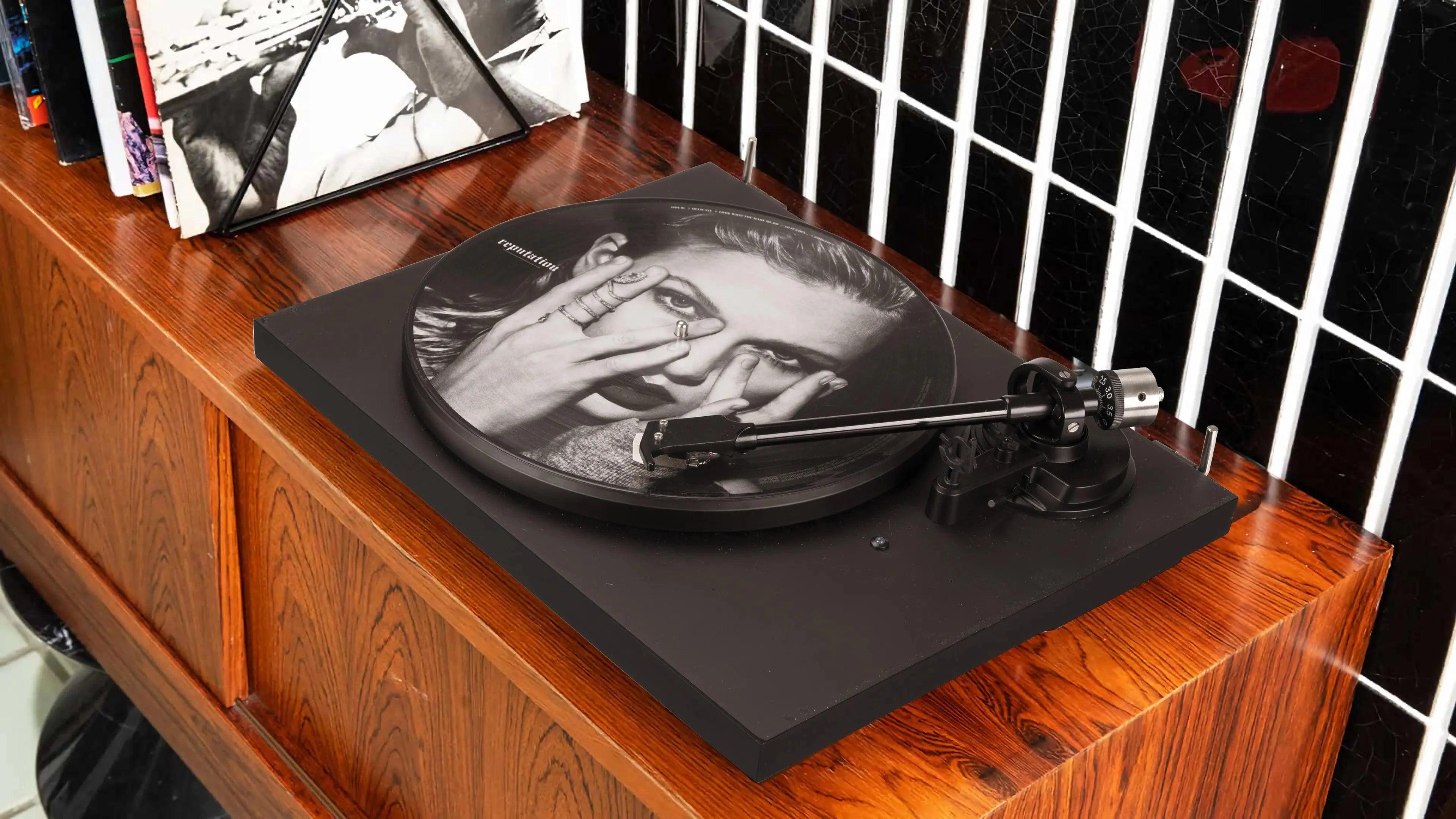 How Vinyl Records Sound – Retrolife Official Store