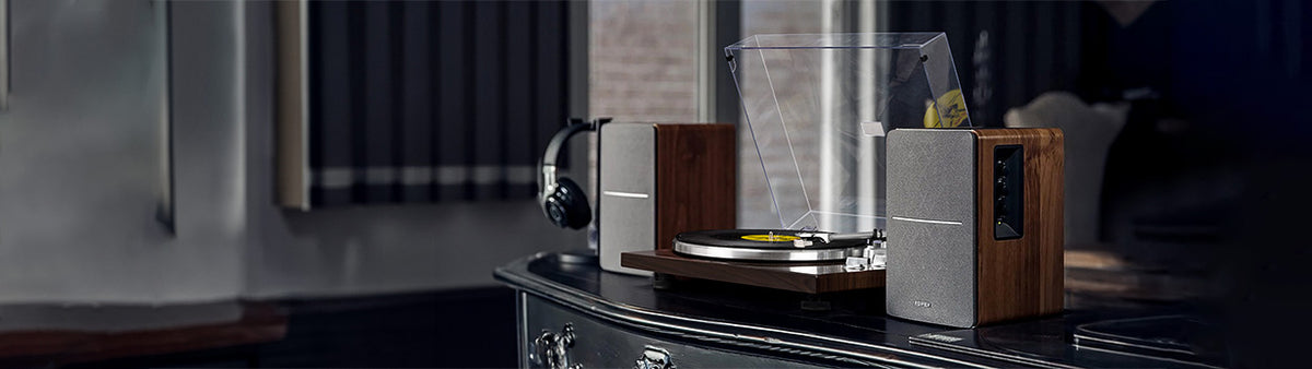 Classic Turntable Record Player | Retrolife – Retrolife Official Store